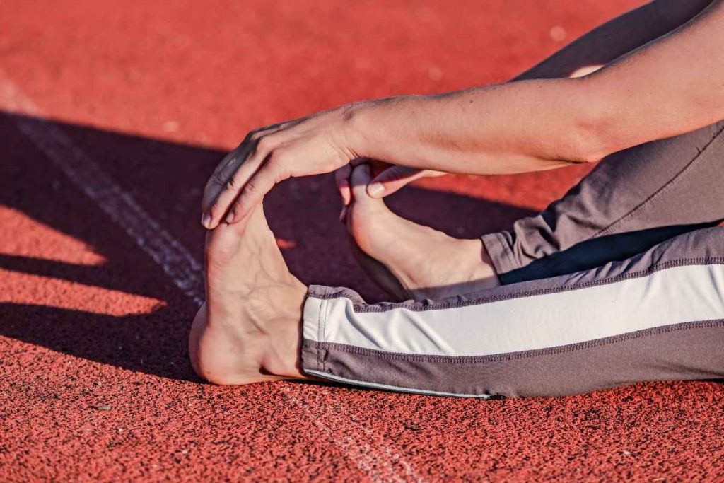 Common Swimming Injuries & How to Avoid Them (Expert Guide)