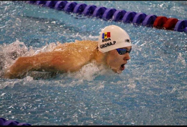 Swimming Strokes 101: Types, Techniques, and Tips